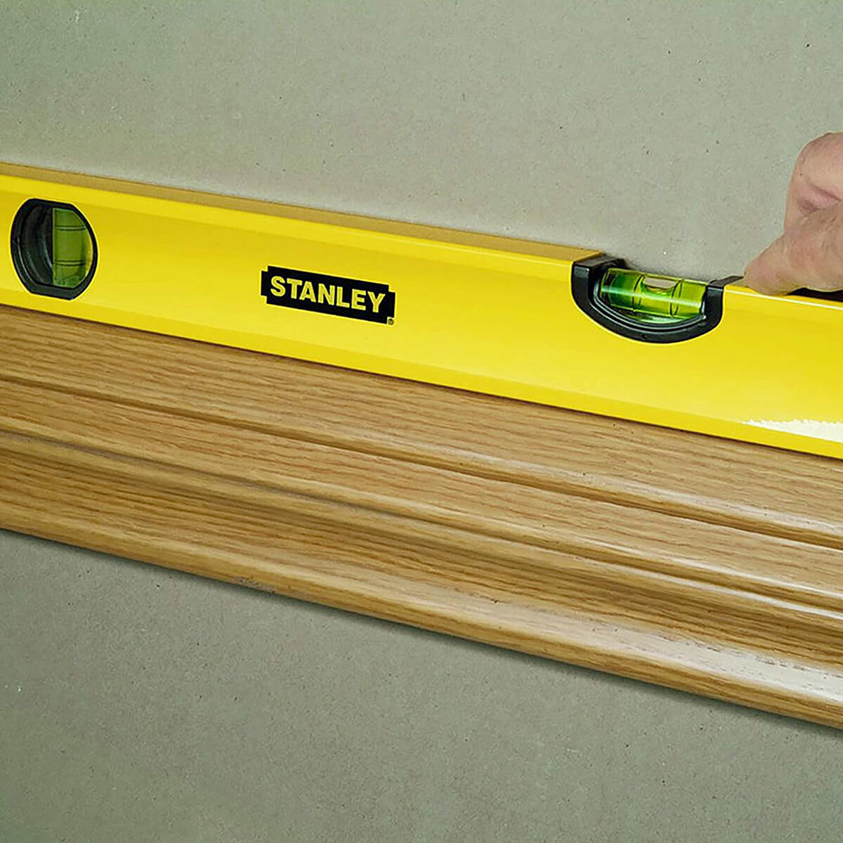 Stanley STHT43103-812 Classic Box Level 60CM – buysupplies.in